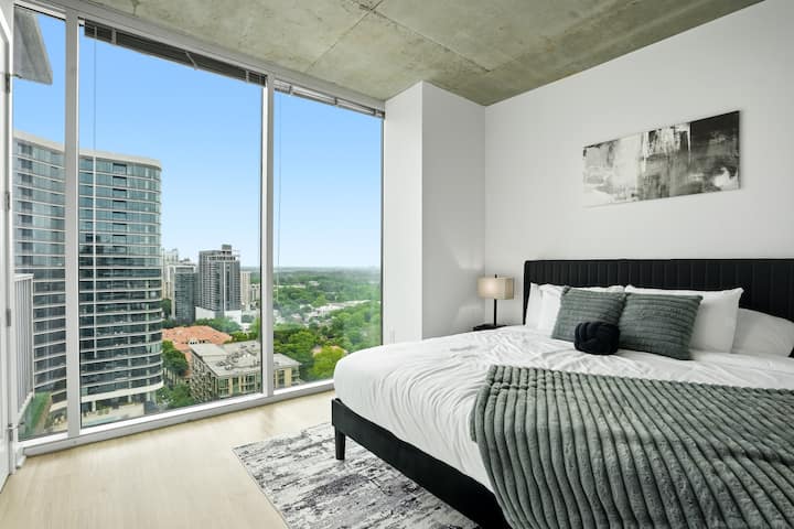 Luxury High-rise In Midtown - Atlanta, GA