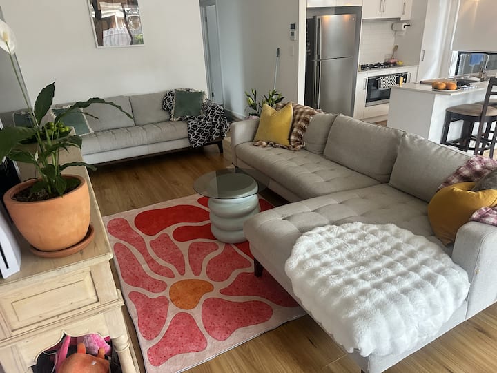 15 Minutes To Liv Golf | 1 Free Saturday Ticket! - Port Adelaide