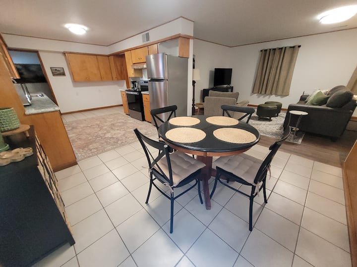 A Prairie Home - Garden City, KS