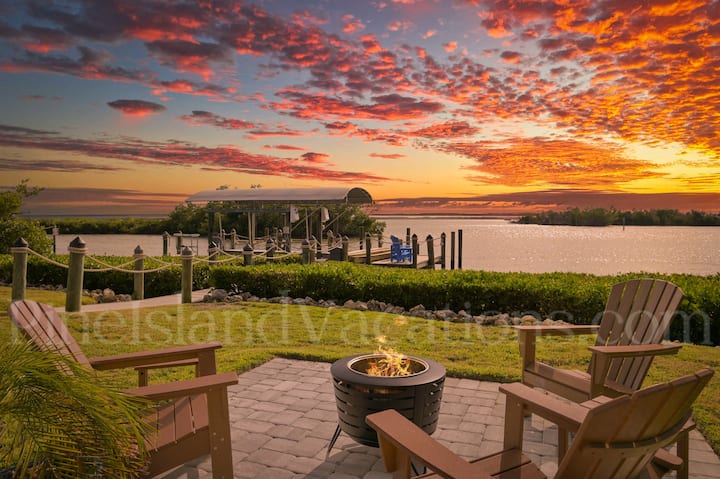 Channel Pointe | Waterfront Luxury Escape - Sanibel Island, FL