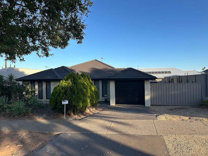 Parkview Abode - Family & Tradie Friendly! - Murray Bridge