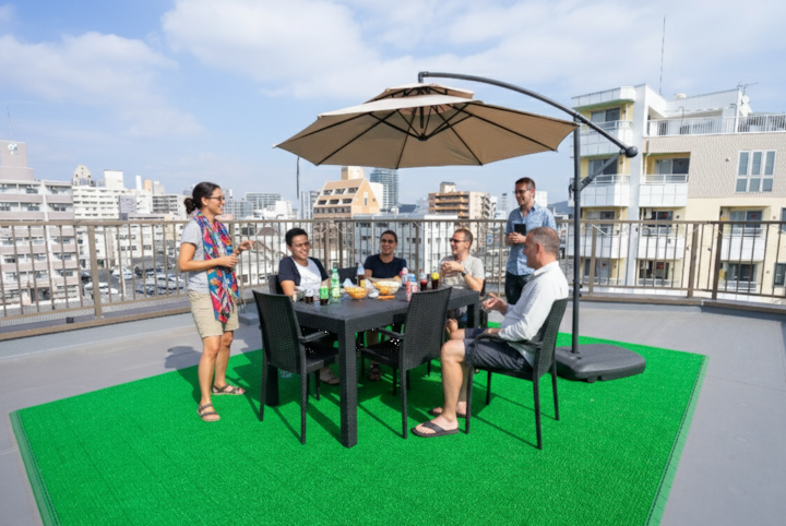 【New】岡山･清輝橋駅徒歩1分 /貸切宿/無料駐車場3fev無/最大3名/ルーフトップバルコニー - Okayama