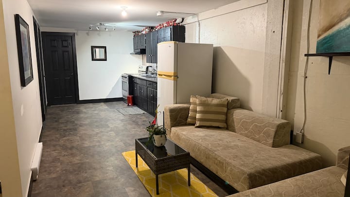 Old Barn In The Meadows - 楓樹嶺