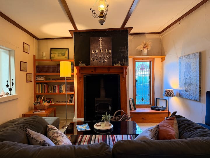 Elegant Heritage 2br Cottage In Mount Barker - Mount Barker