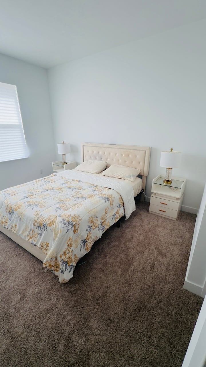 Private Luxury Suite In A Beautiful New Home - Greenfield, IN