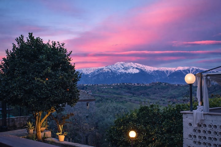 Pet-friendly Countryside Retreat Near Lanciano. - Włochy