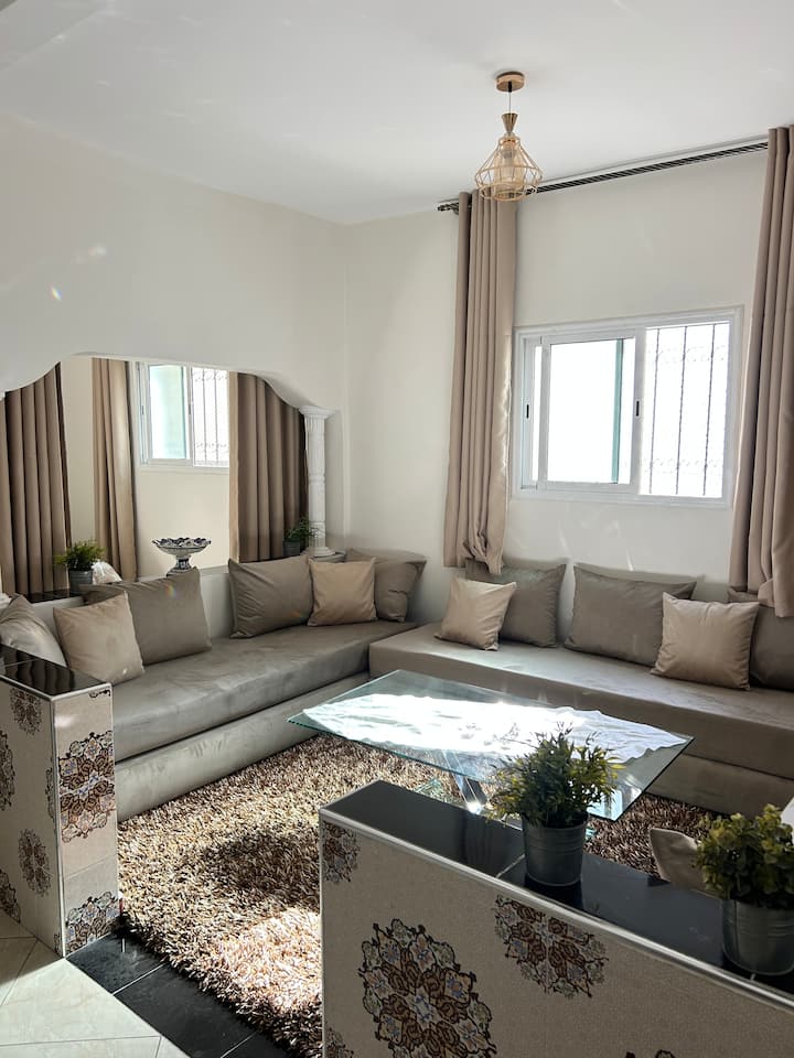 Appartement Au Centre-ville à Côté De Souk Elhadd. - Agadir