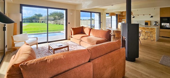 Villa Côte Sauvage : Au Calme, Piscine Et Vue Mer - Quiberon
