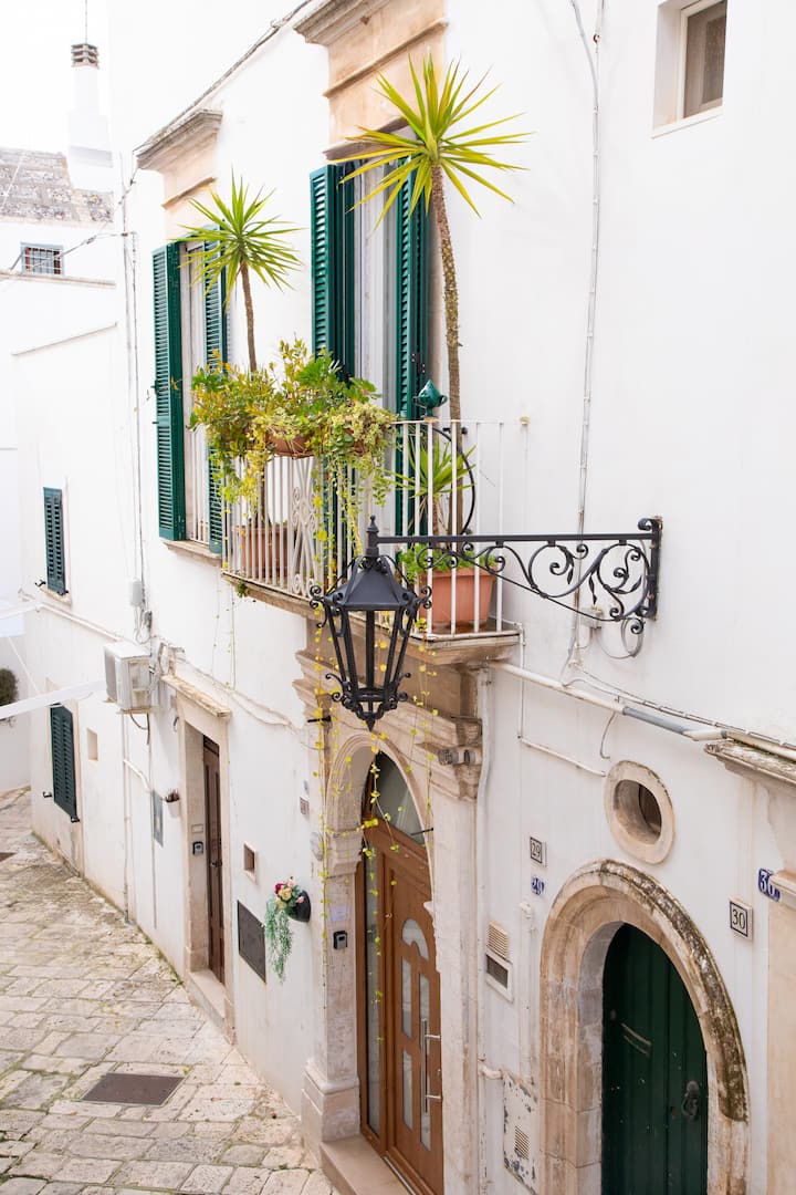 Charming Townhouse In Old Town With Roof Terrace - Martina Franca