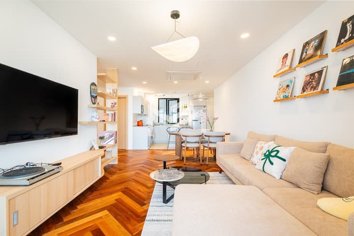 Cozy 2-bedroom On 32nd Floor With All Equipment - Cambodia