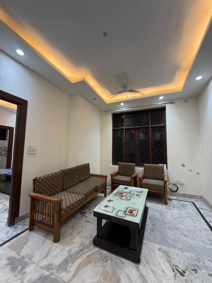 Golden Hour Luxury Stay | 3bhk + Private Terrace - Faridabad