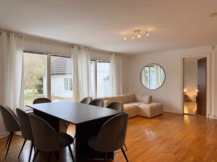 Workers & Family Villa • 2 Living Rooms • Parking - Gotemburgo