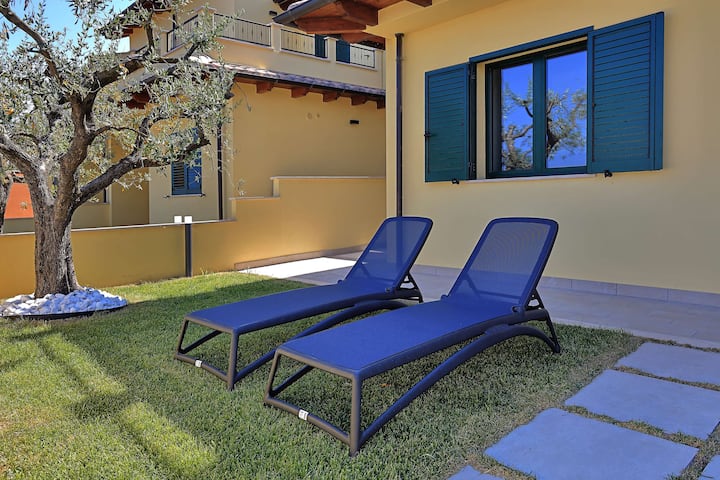 Garden View Apartment By Parco Valle Della Civita - Alba Adriatica