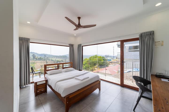 Deluxe Room - Wintel Wild - Valparai