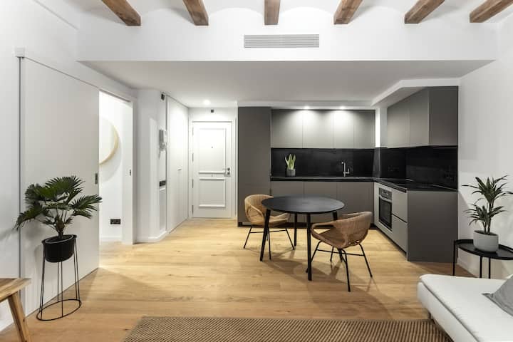 Apartamento Renovado En El Barri Gòtic - Barcelona