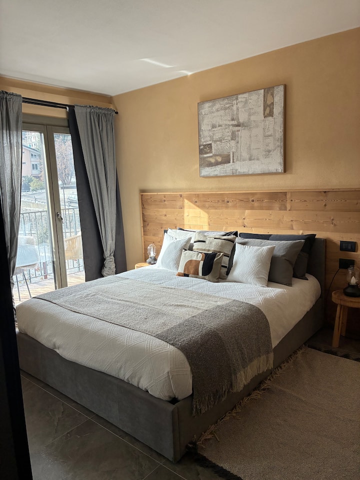 Balcone Panoramico, Comfort Moderno, Quiete Alpina - Aosta