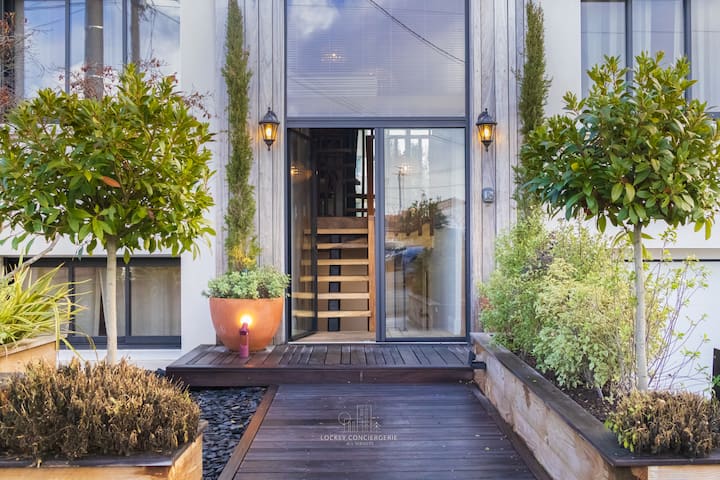 Maison De Ville Contemporaine, Caché Architectural - La Rochelle