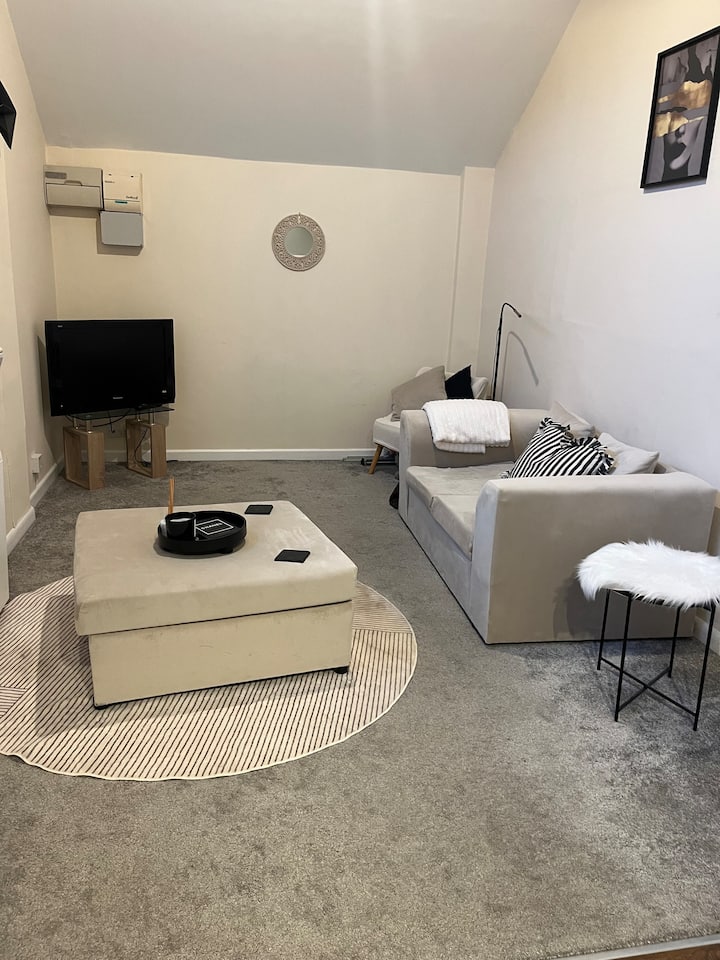 Stunning Modern Flat (Apartment) - Chesterfield