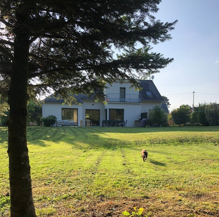 Maison Familiale, Entre Festival, Océan Et Forêt. - Languidic