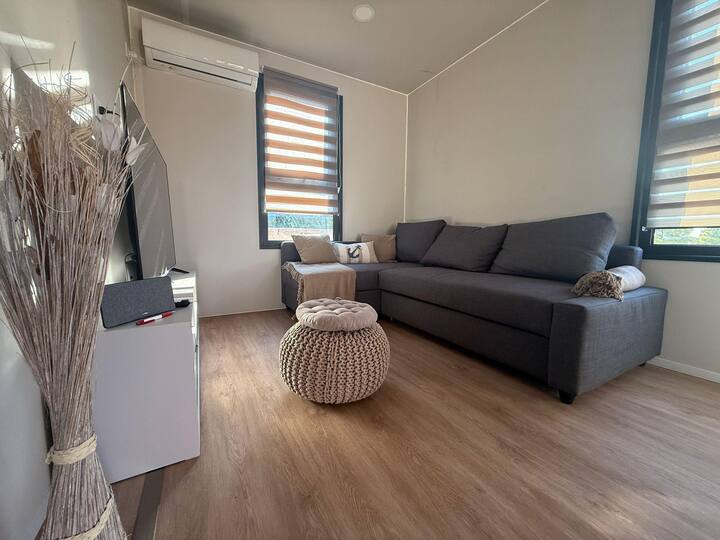 The Nest - Jacuzzi, Beach Front, Grill, Pool - Murter