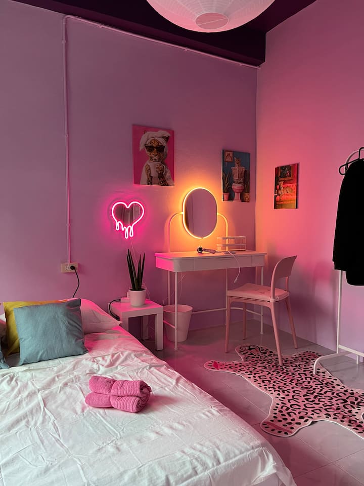 50m Phonimit Bts | Giant Buddha 5km | Iconsiam - Bangkok