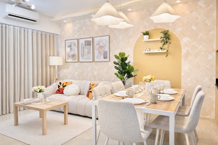 2-br City Center Near Moa +Airport |Karaoke, Games - Metro Manila