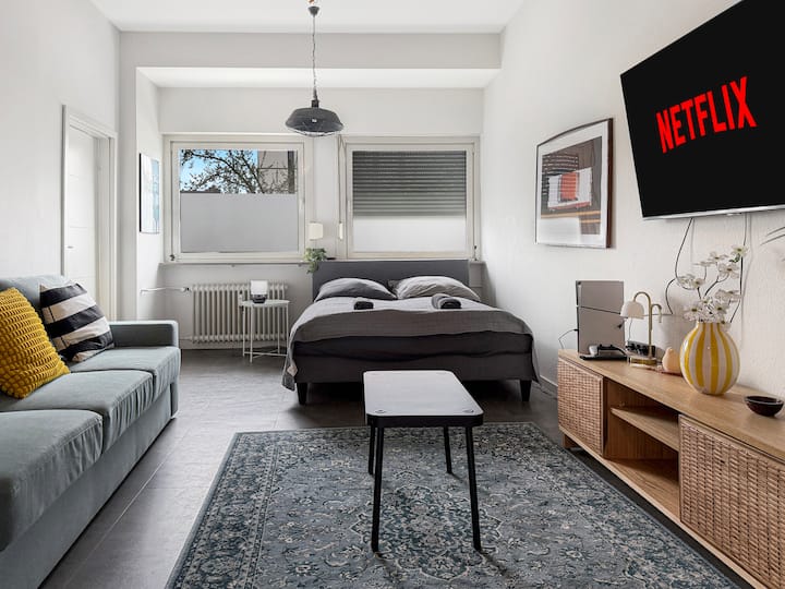 Group Loft For 16 With Game Room - Munich