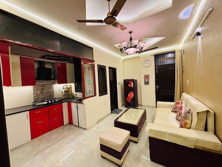 Stayholic Tulip One - Ghaziabad