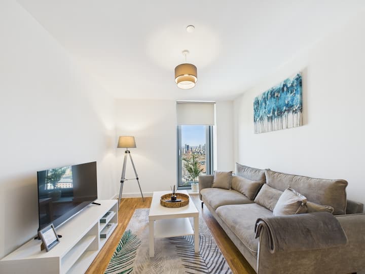 New! 1br In Media City - Salford