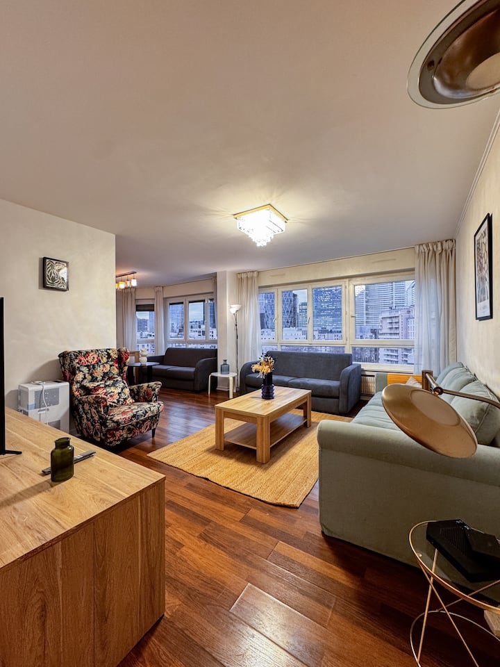 Vue Paris & Accès Direct – Appart 10 Pers - Courbevoie