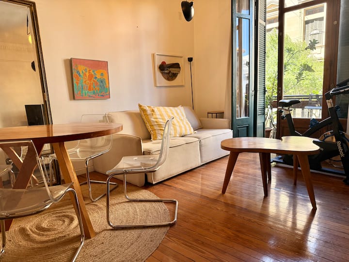 Apartamento De 2 Dormitorios, Garage Y Lavadero - 蒙德維的亞