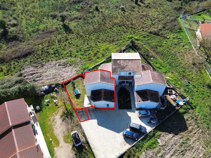 Appartement Avec Jardin - Aléria