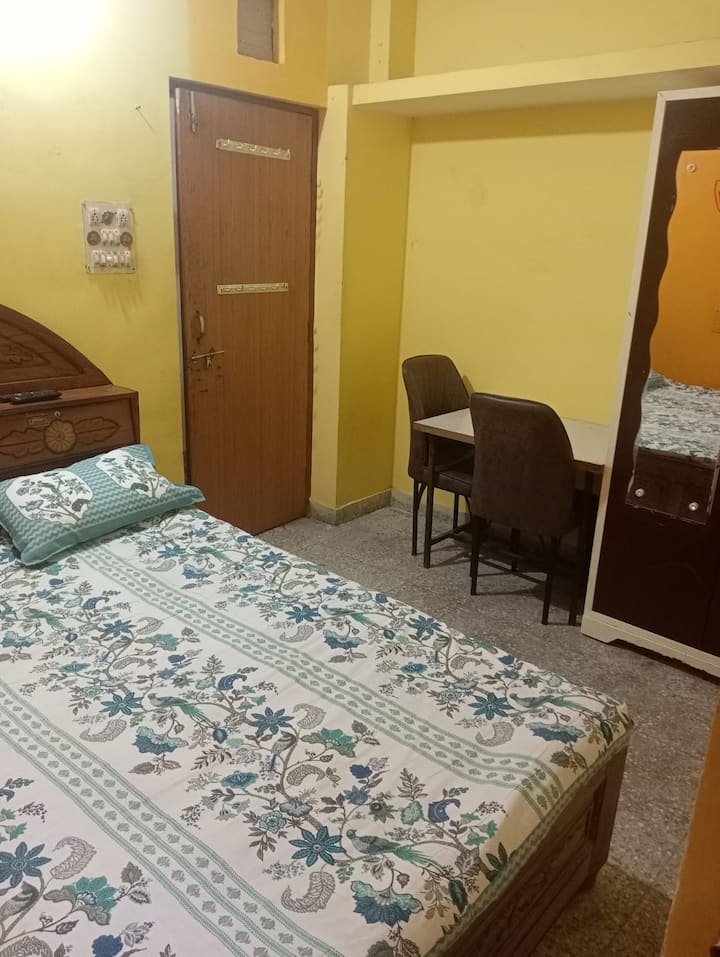Cosy Private Room | Deo Nagar, Nagpur - Nagpur
