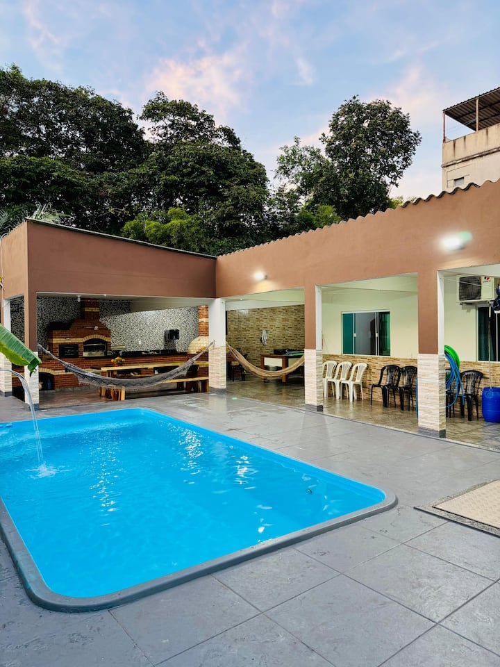 Casa Com Piscina A Poucos Passos Da Praia - Serra