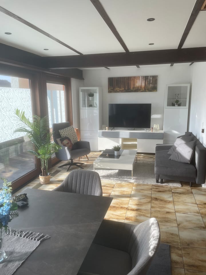 Große Wohnung In Eislingen | 2-8 P. | Mit Balkon - Bad Boll