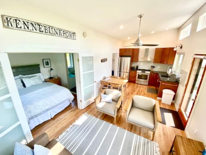 Brookside Bungalow 1.4 Miles To Dock Square - Kennebunkport, ME