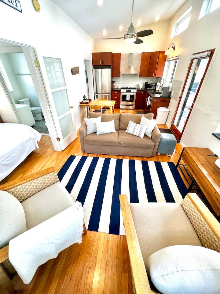 Brookside Bungalow 1 Mile To Dock Square - Kennebunk, ME