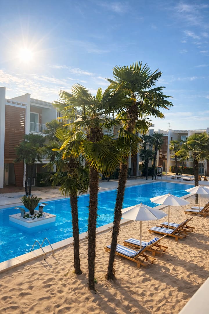Wave Plus Resort | Caribbean Pool + Beach 4min - Lido di Jesolo