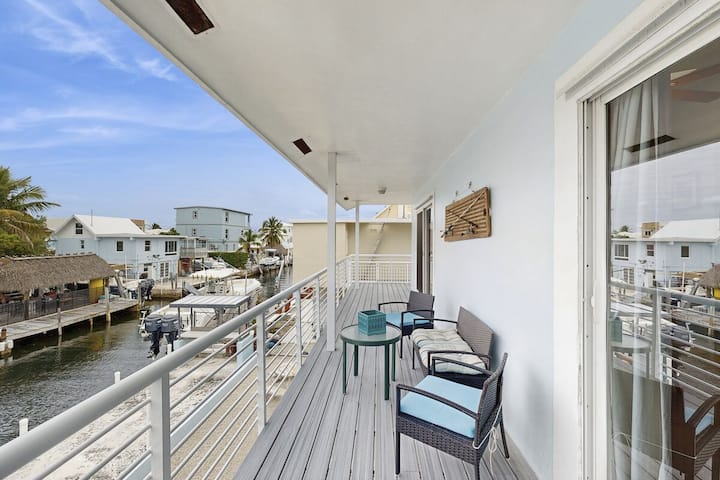 Floridian Sunrise: Canalfront, Balcony, Water View - Key Largo, FL