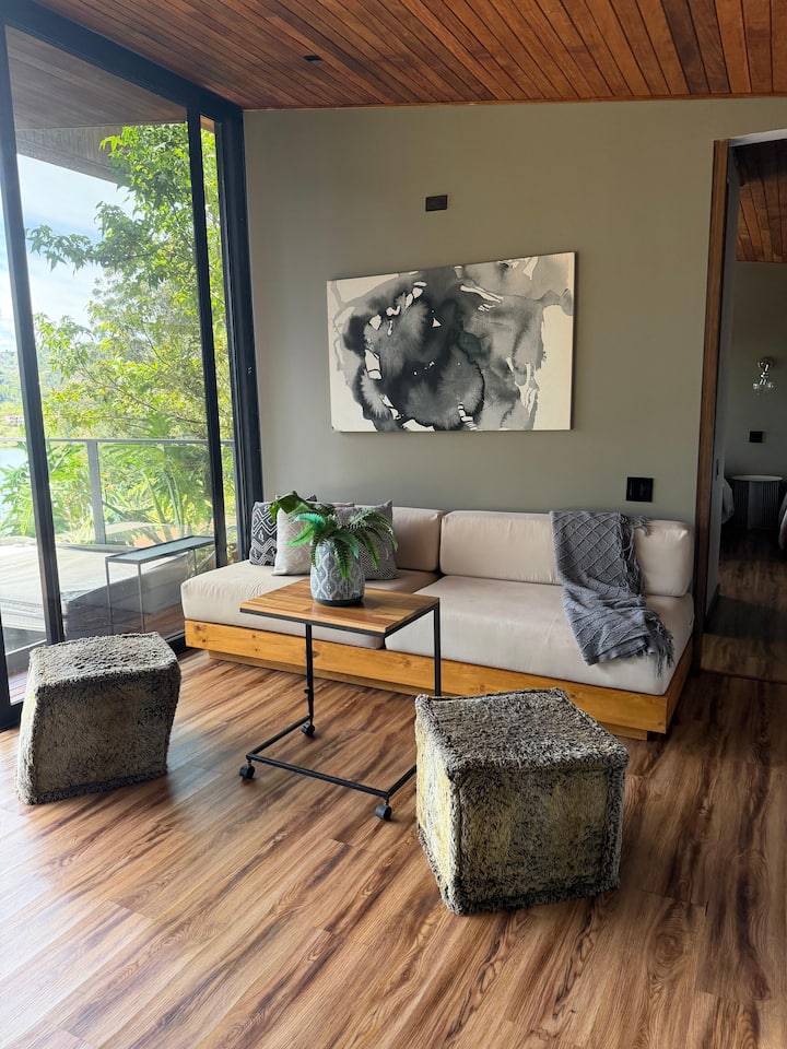 Cabin with lake view + kayak + trail bike - Cabins for Rent in Peñol ...