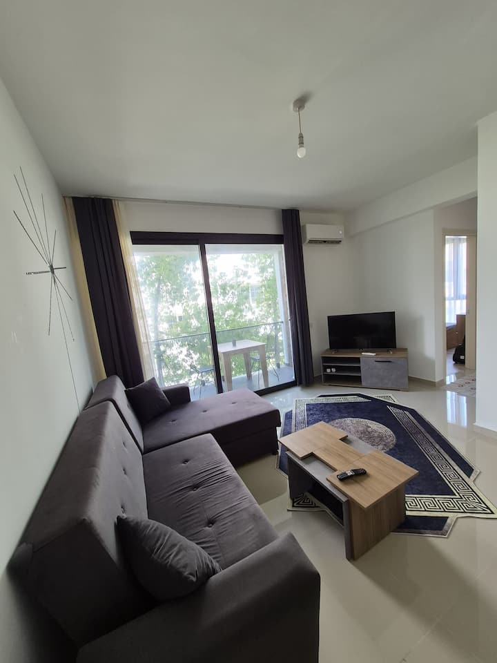 Best 2 Bedroom In Center(2) - Girne