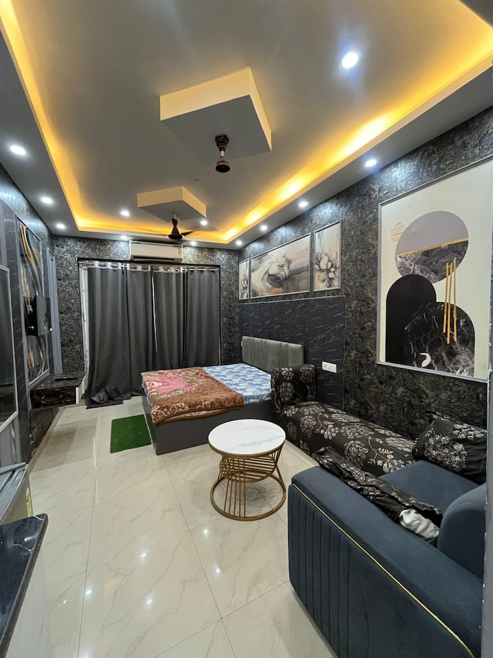 Gaur City Apartments - Noida