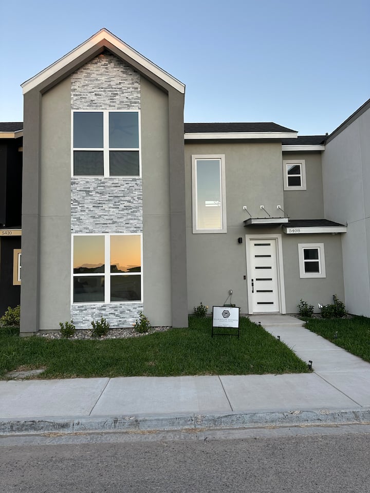 Townhouse - Pharr, TX