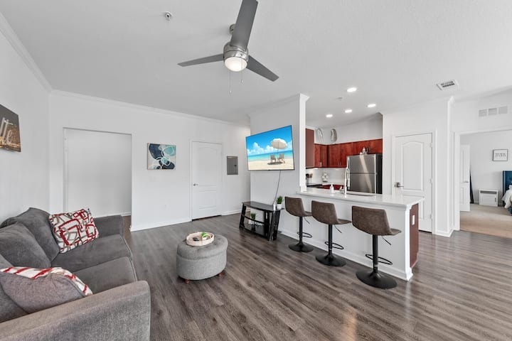Endless Vacation Resort: 2br Apartment - Jacksonville, FL