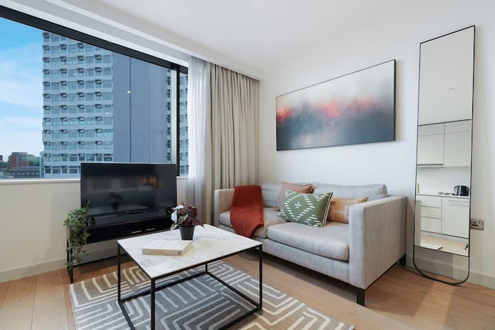 Stylish Studio Apartment In City Suites - Manchester
