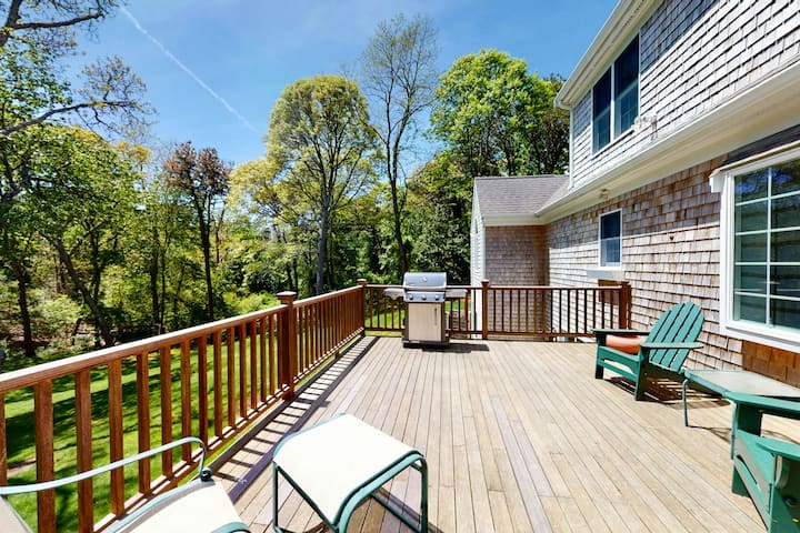 Spacious Home With Huge Deck & Private Yard - Orleans, MA