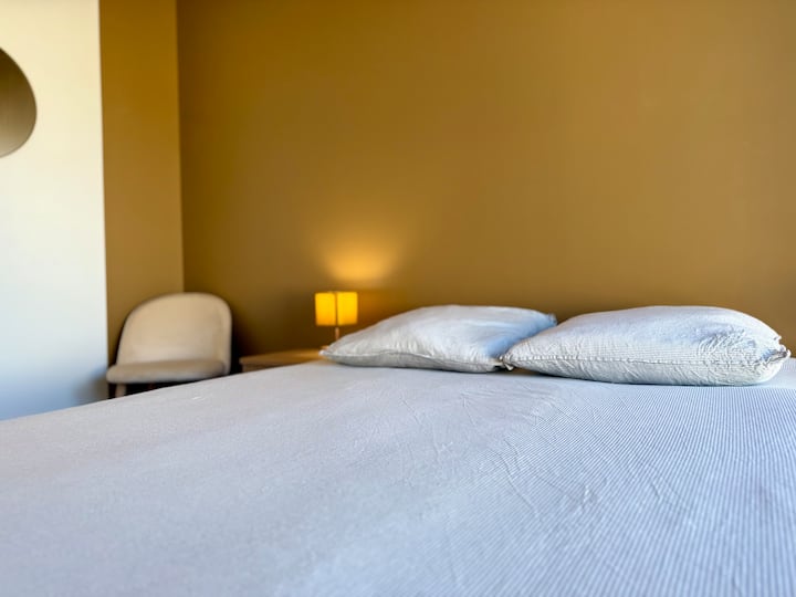 Appart De Ville Avec Parking - La Rochelle