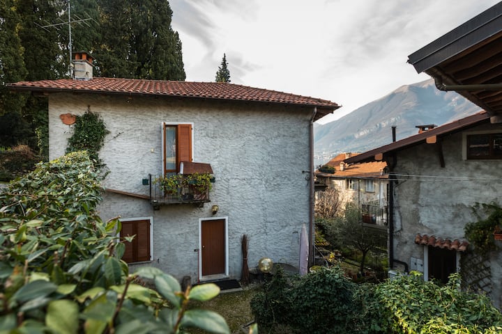 Loppia Bay View Apartment - Bellagio