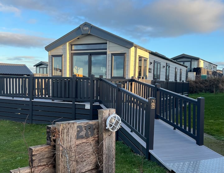 Luxury Westwood Lodge - Newperran Holiday Resort - Holywell