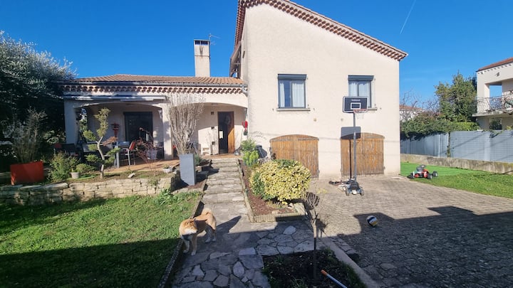 Maison 4 Chambres - Valence, France